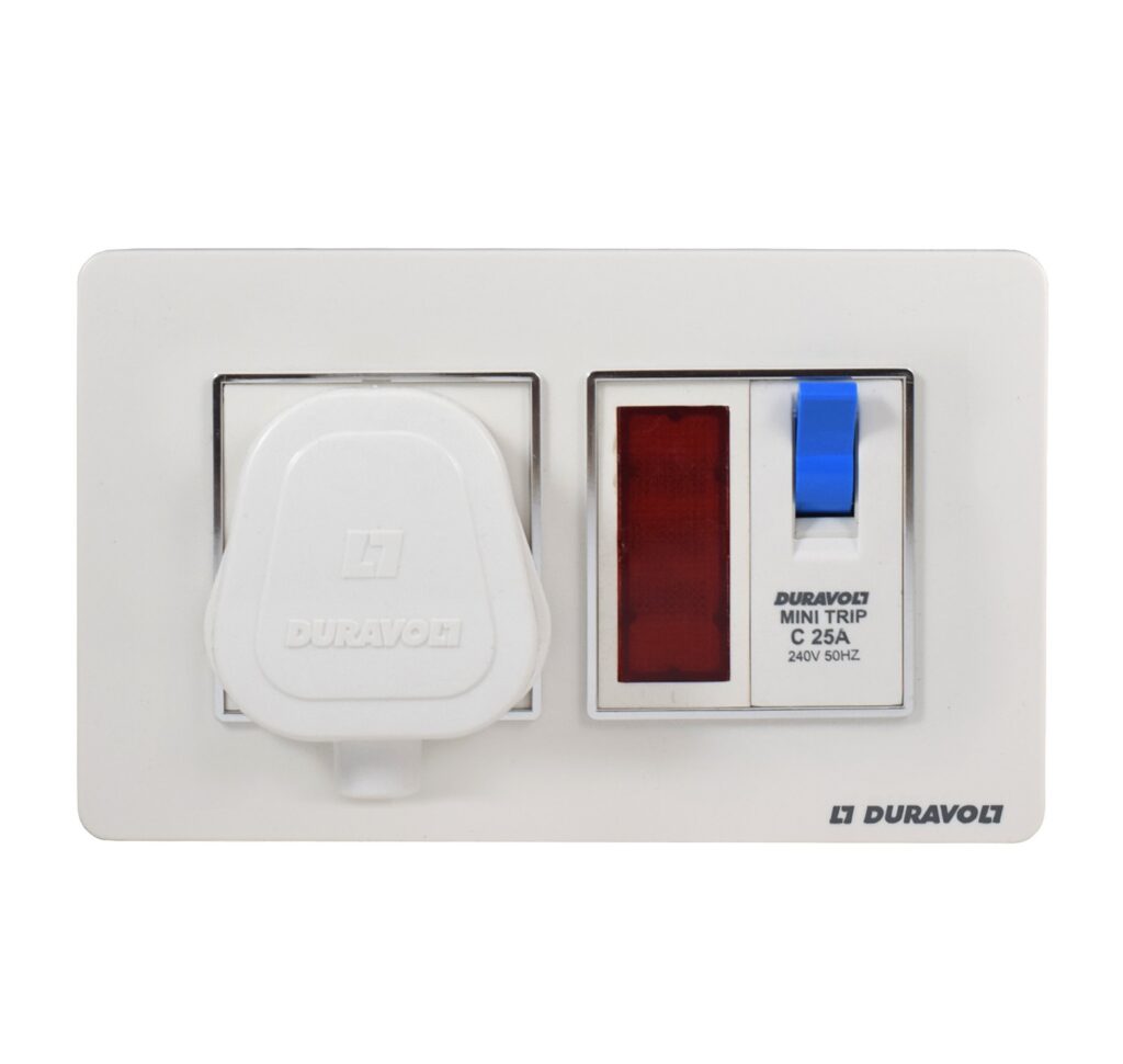 Power socket with single phase mcb -25A, Indicator and plug Top in ...